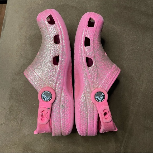 CROCS | Shoes | Crocs X Hello Kitty Sanrio Pink Glitter Crocs Slip On ...